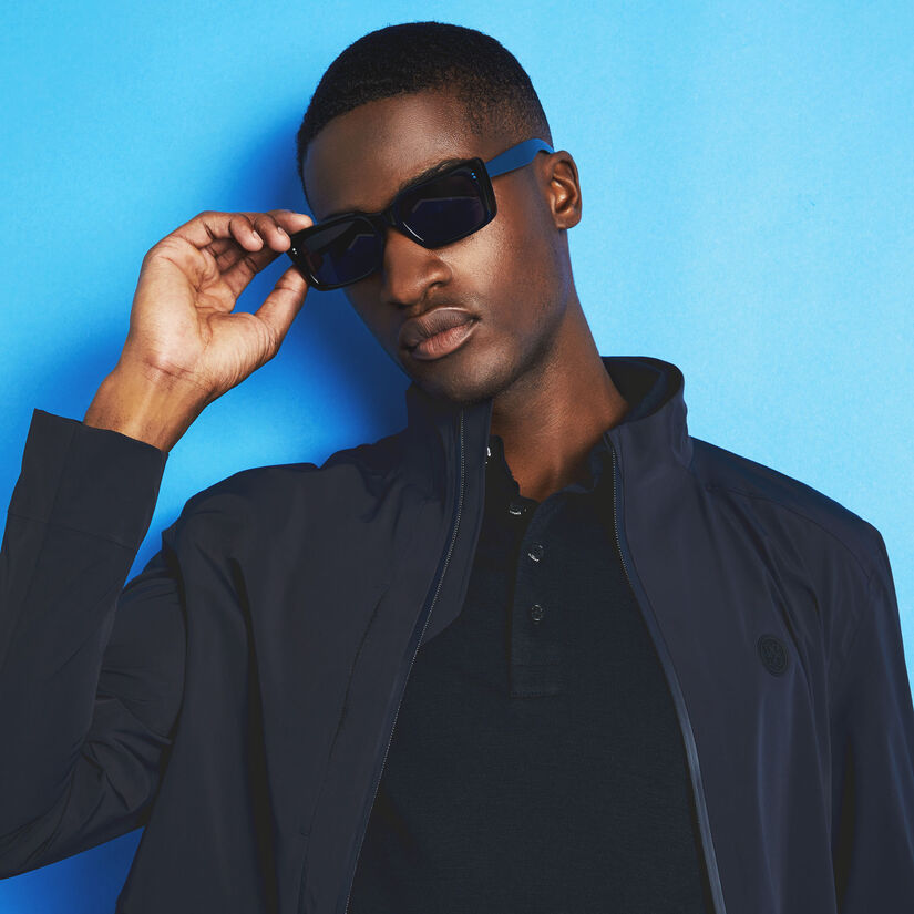 LIGHTWEIGHT TECHNICAL PERFORMANCE FINE WOOL MODERN SPREAD COLLAR POLO ...